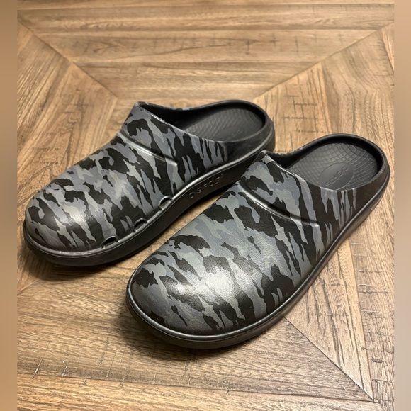 CROCS | Shoes | Oofos Black Gray Camo Recovery Clogs Mens 9 | Poshmark